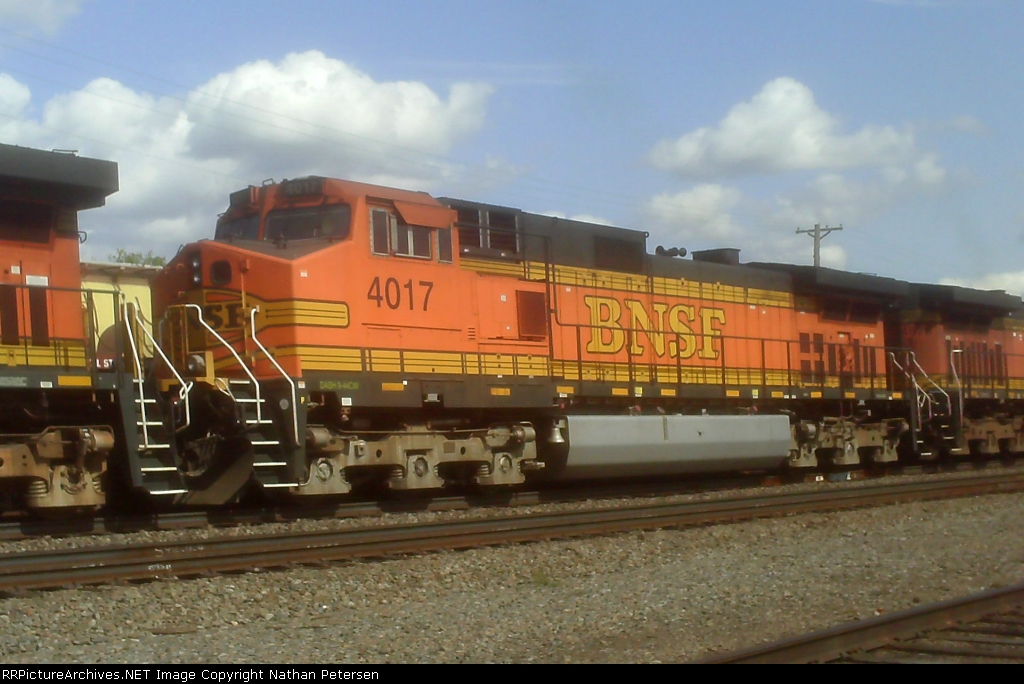 BNSF 4017